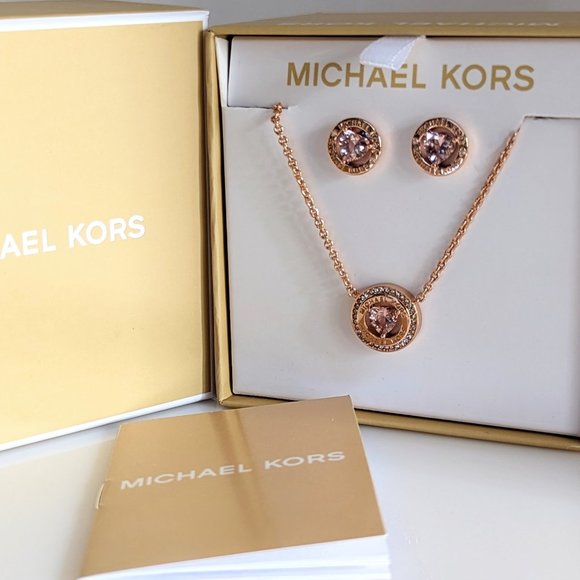 MICHAEL Michael Kors | Jewelry | Brand New Michael Kors Kit Necklace ...